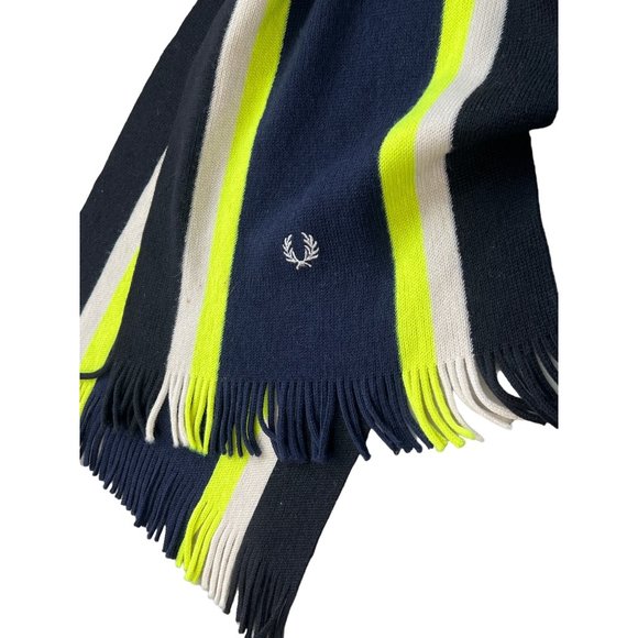 Fred Perry | Accessories | Fred Perry Fringe Trim Scarf Unisex Os Pure ...